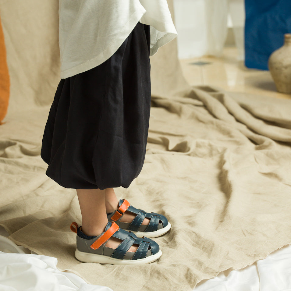 How To Shop For Shoes If Your Child Has High Instep – Two Little Feet